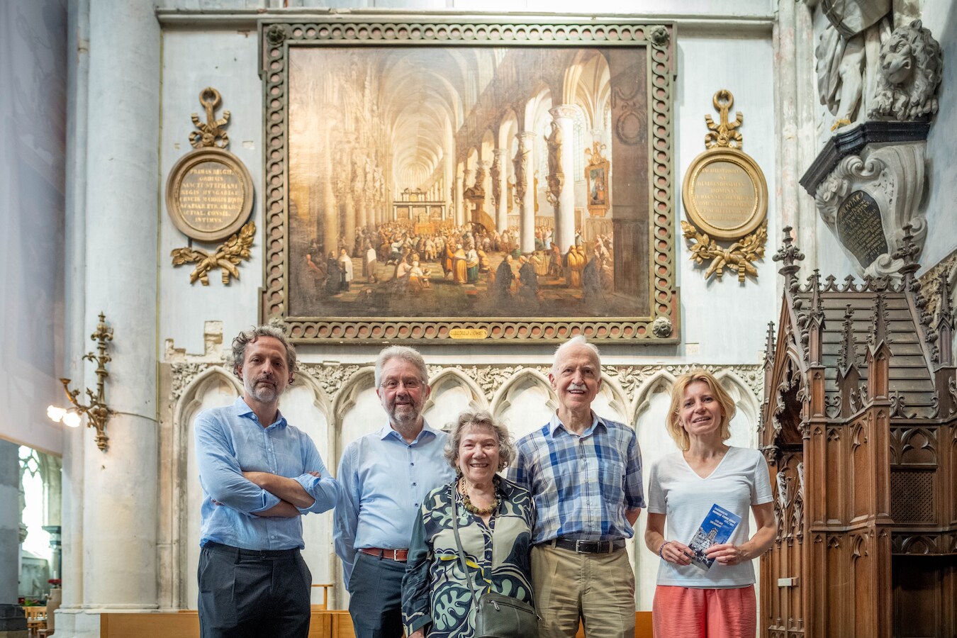 Rogier (81) en Mirjam (79) brengen de geschiedenis van gevels tot leven ...