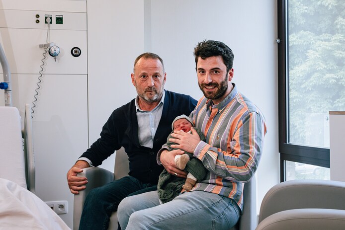 Driegeslacht én jarig op dezelfde dag: Ceril wordt geboren op ...