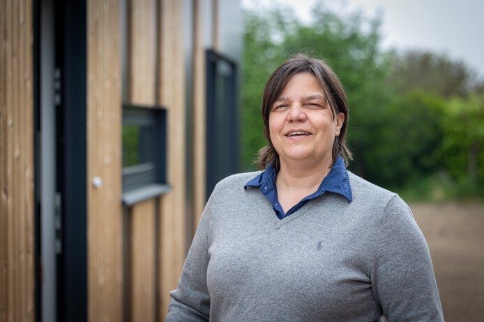 Mag je je gras maaien op zondag? Dit zijn de regels