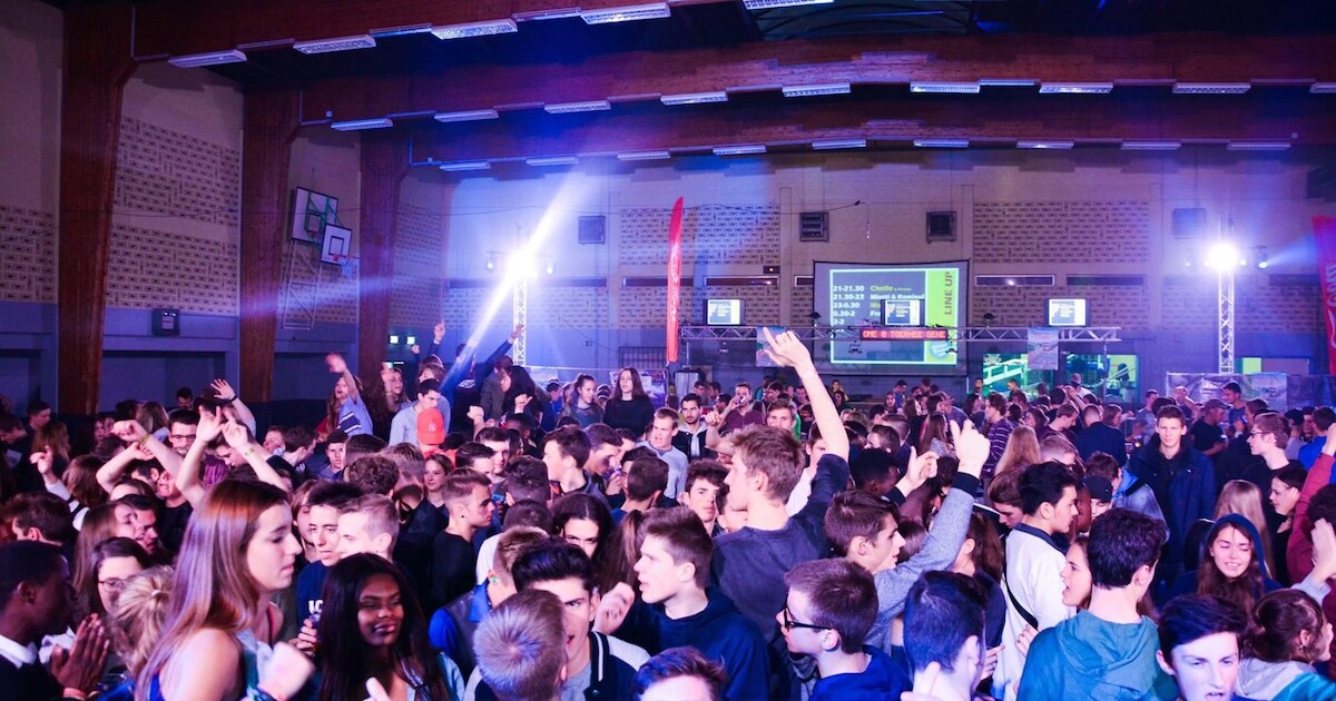 Gooi de dansbenen los op fuif ‘Filippus Flashback’ in Schoten op 8 ...