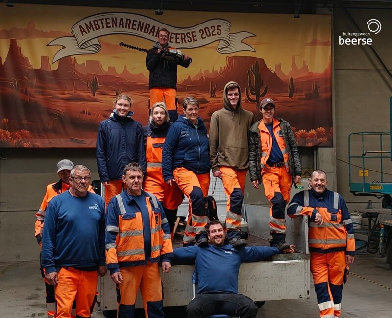 Gemeente koopt nieuwe bestelwagens voor groen- en wegendienst voor meer ...