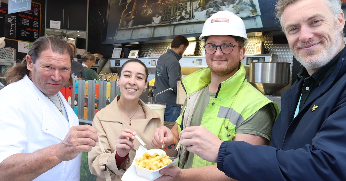Gratis frietjes voor arbeiders Grote Markt: “Uit dankbaarheid om kermis plaats te geven op en ...