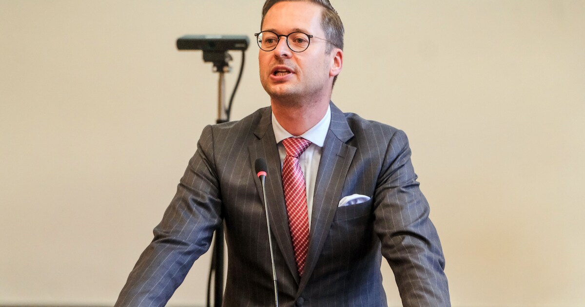 Vlaams Belang voelt zich gepasseerd over meerjarenplan: “We doen niet ...