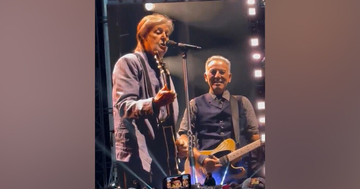 Bruce Springsteen en Paul McCartney verrassen publiek met duet tijdens ...