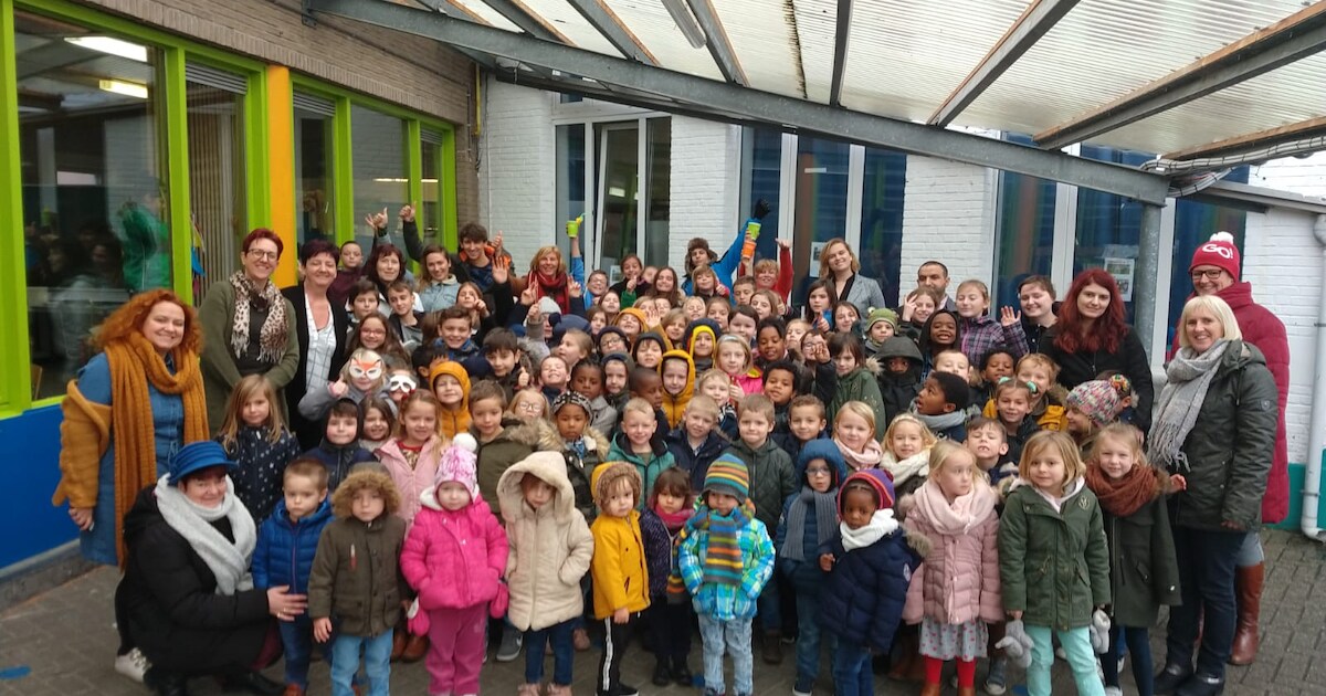 Ketnet-acteurs op bezoek bij basisschool De Zilverberk voor Ketnet ...