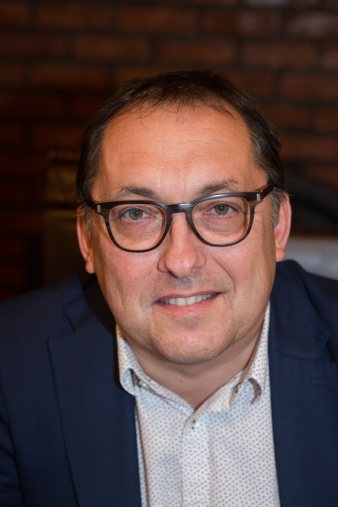 “Het ging hier om onnozele grapjes en filmpjes”: Whatsapp-groep van ...