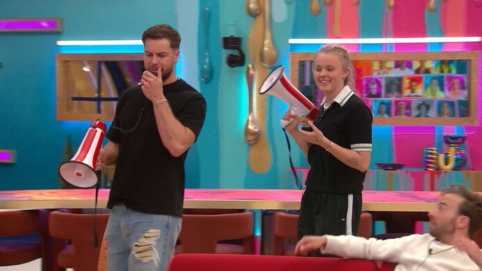 Na Mickey Rourke zorgt Chris Hughes voor opschudding in ‘Celebrity Big ...