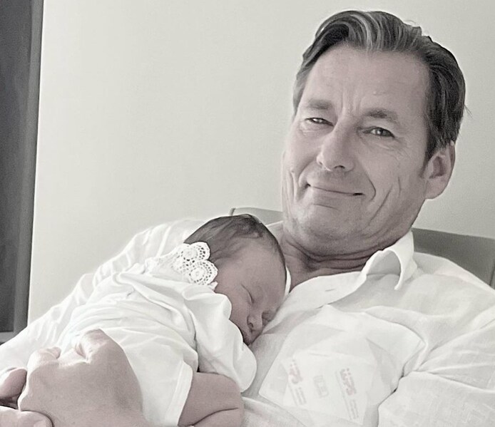 Harry en Olga uit ‘The Sky Is The Limit’ verwelkomen eerste kindje | BV ...