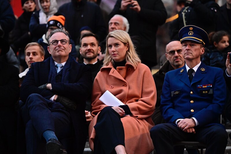 Els van Doesburg (N-VA) reageert op inzet militairen op joodse hotspots ...