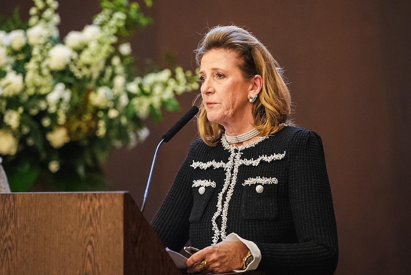 “Papa, ik had je nog zoveel meer gegund”: met pakkend eerbetoon nemen ...