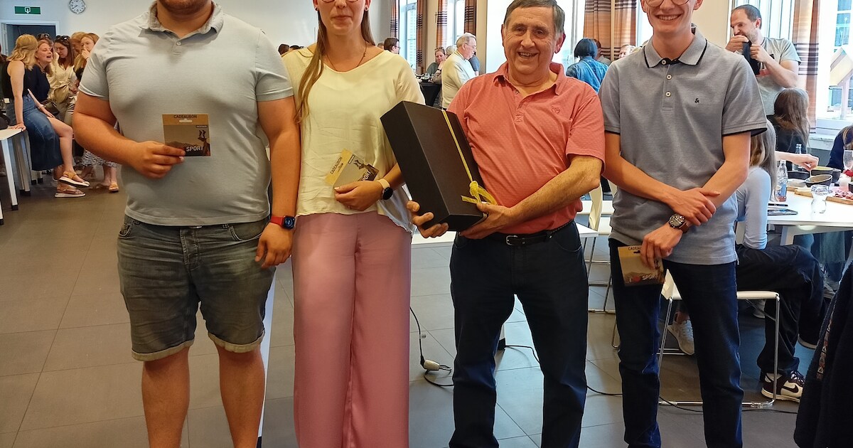 KWTV zet bijzondere leden in de bloemetjes | Willebroek | HLN.be