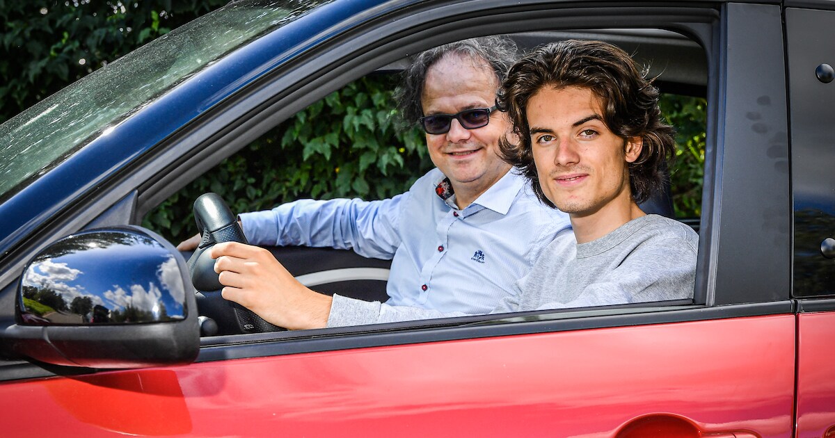 Ruben uit ‘Het gezin’ komt terug op zijn autocrash: “Het was goeie ...