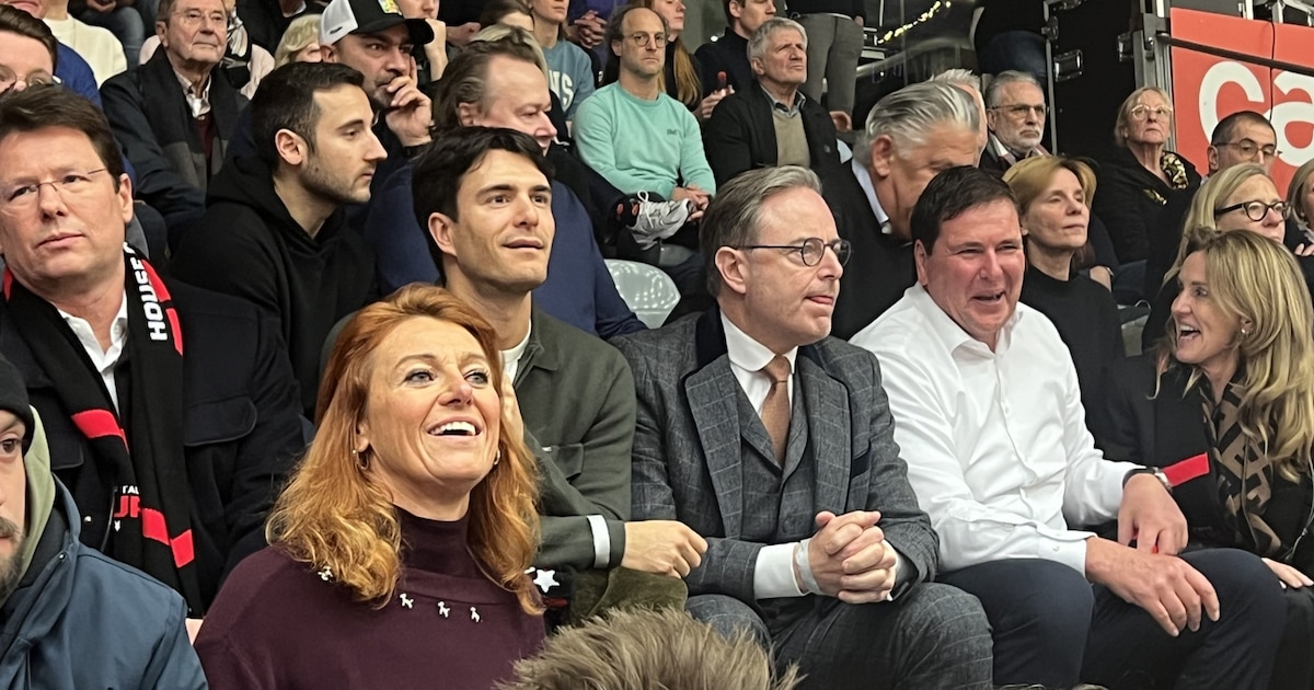 Familie Rousseau verslaat Bart De Wever op het basketbalveld; Kortrijk ...