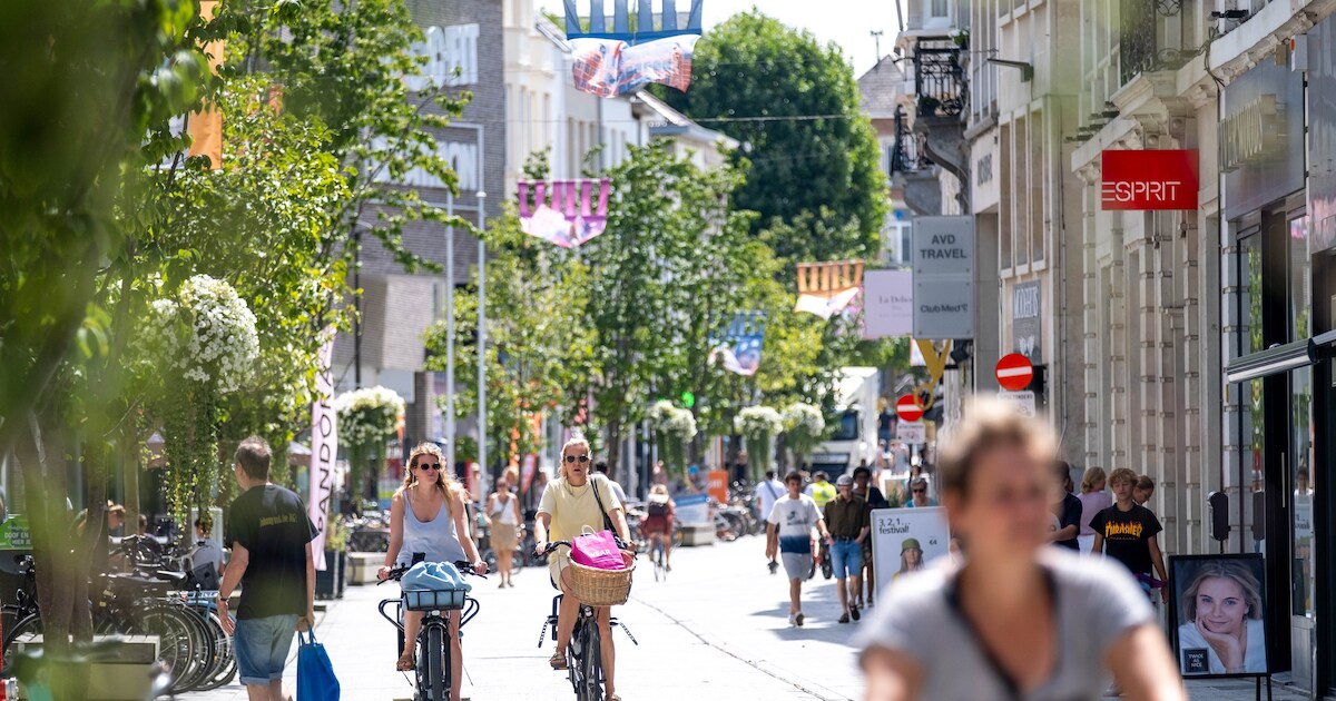 Proefproject voor fiets- en stepvrij zaterdagen in Bruul wordt ...