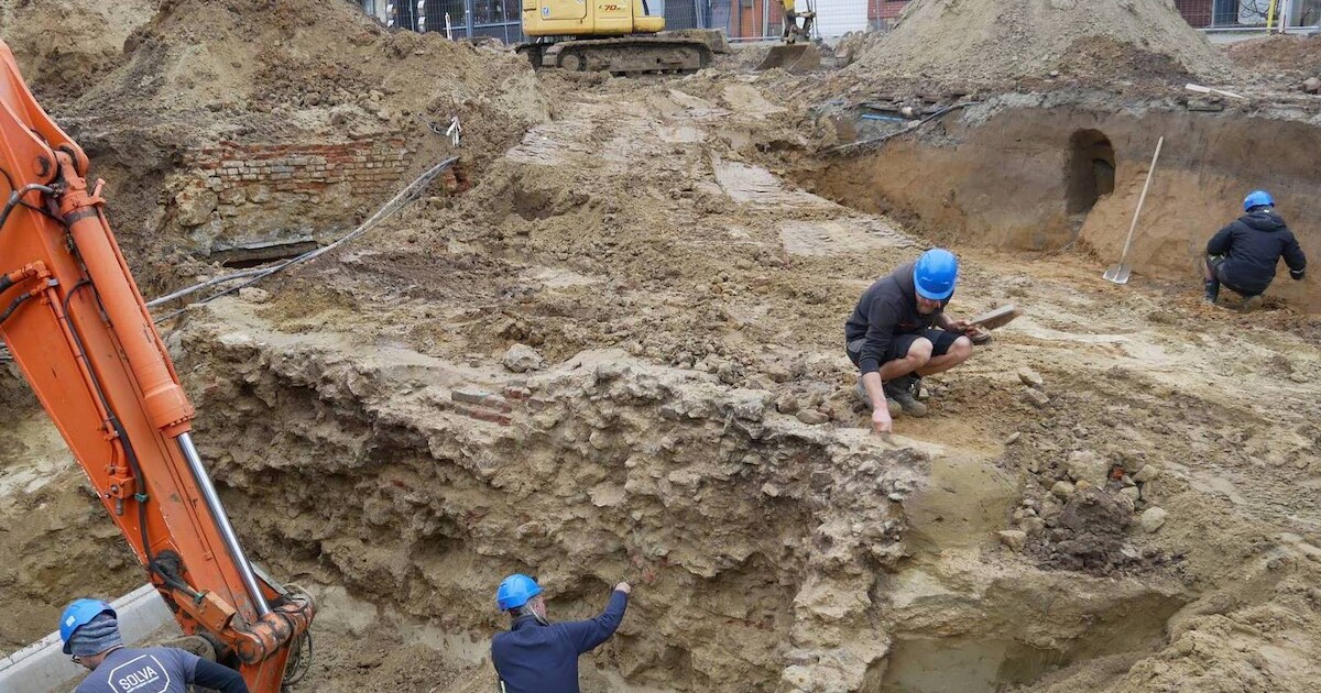 Vondsten die teruggaan tot 10de eeuw aangetroffen bij archeologische opgravingen | Erpe-Mere ...