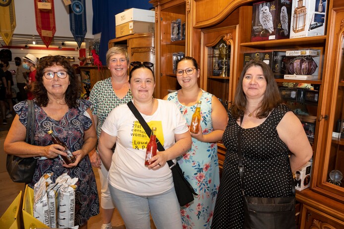 REPORTAGE. Jong en oud trekt naar eerste Vlaamse Harry Potter-winkel ...