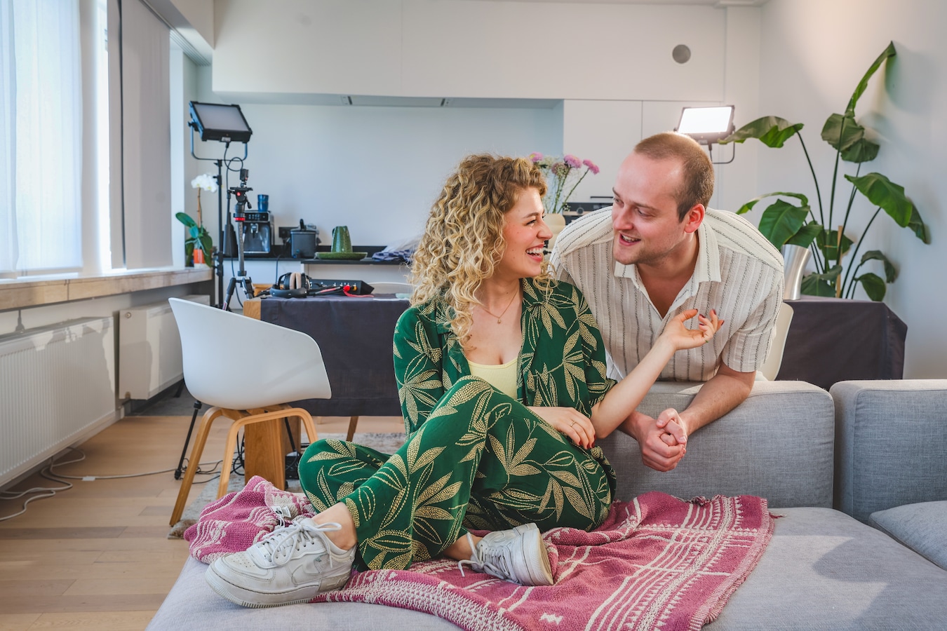 🎧 K3’tje Julia en Louis Thyssen over de start van hun ‘verboden ...