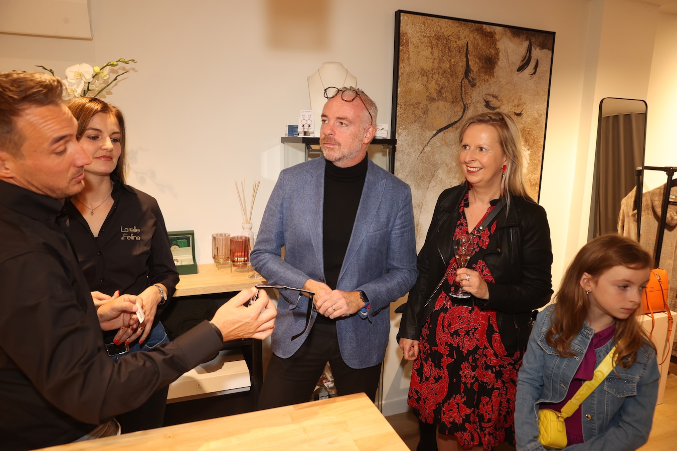 IN BEELD. Andy Peelman viert verjaardag met opening van eigen ...