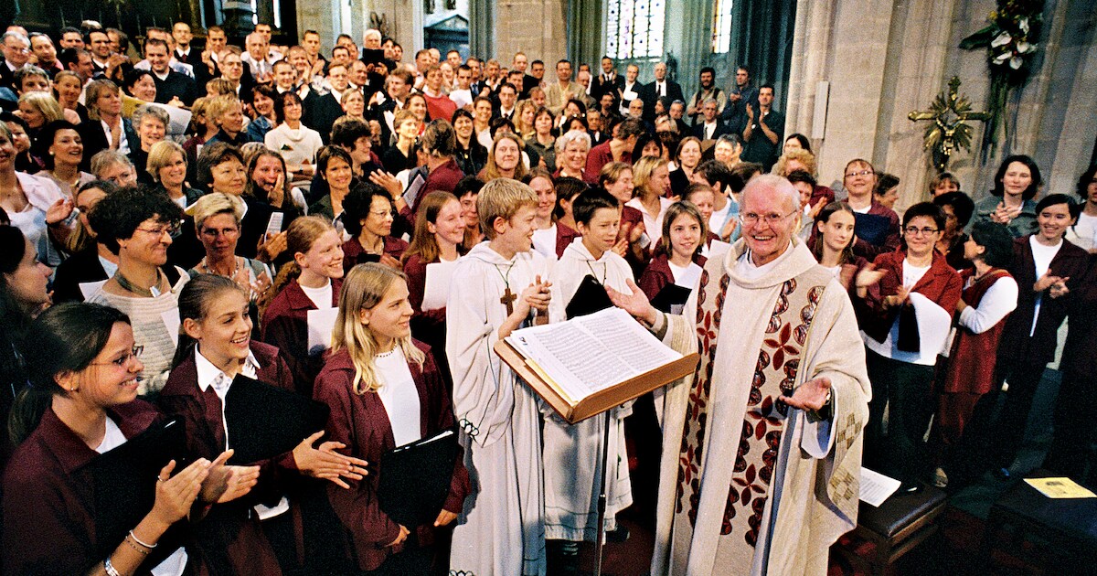 Geloofsgemeenschap van Onze-Lieve-Vrouw-over-de-Dijle herdenkt pastoor ...