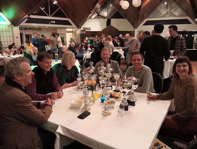 “Als ik al die jongeren bezig zie, weet ik waarvoor ik dit al 36 jaar ...