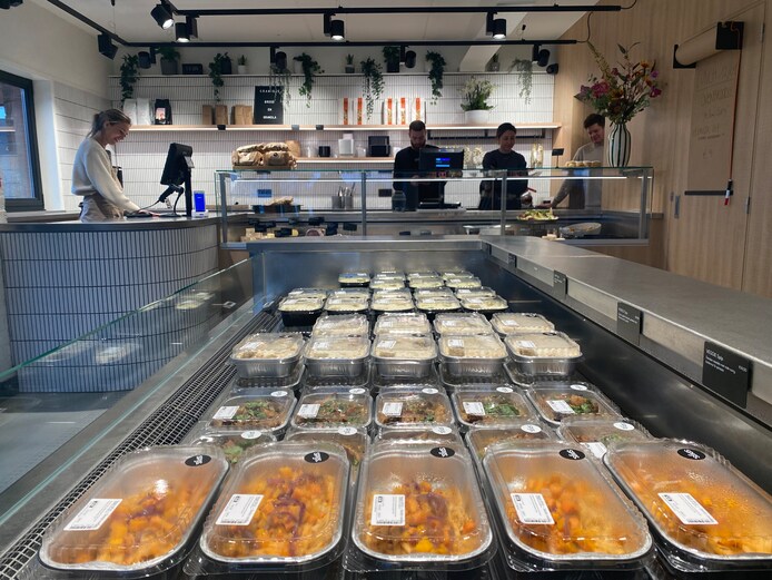 Hippe buurtwinkel geopend in rand van Gent: “Dagverse maaltijden, maar ...