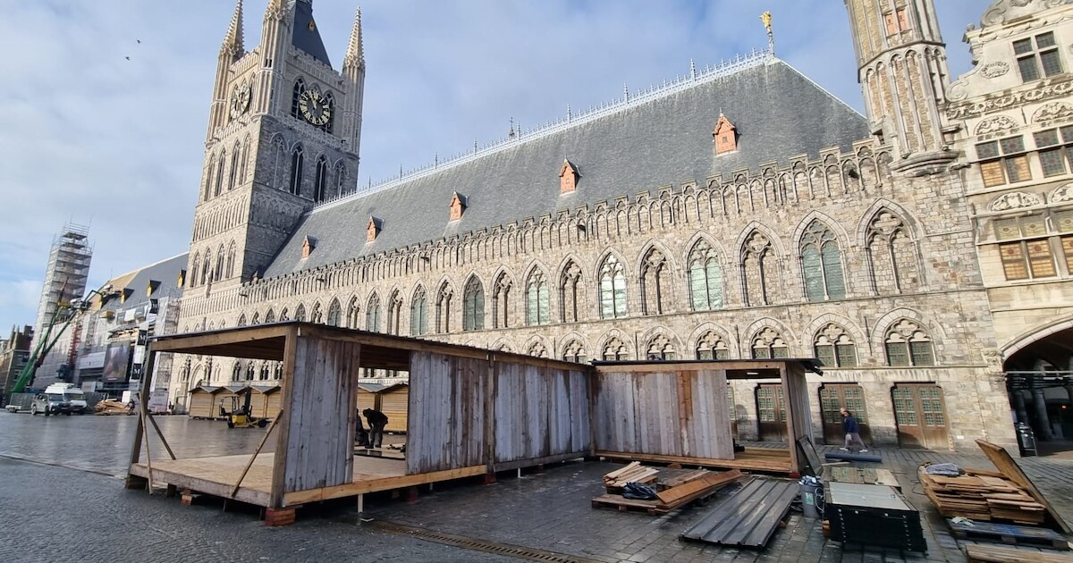 Feestelijk aankomst van de Kerstman in centrum van Ieper | Ieper | HLN.be