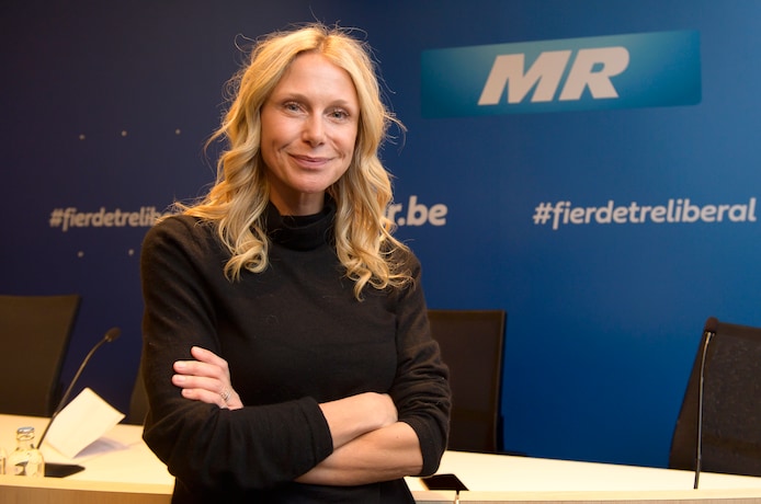 Pleegde ex-Miss België Julie Taton domiciliefraude om Bouchez ...