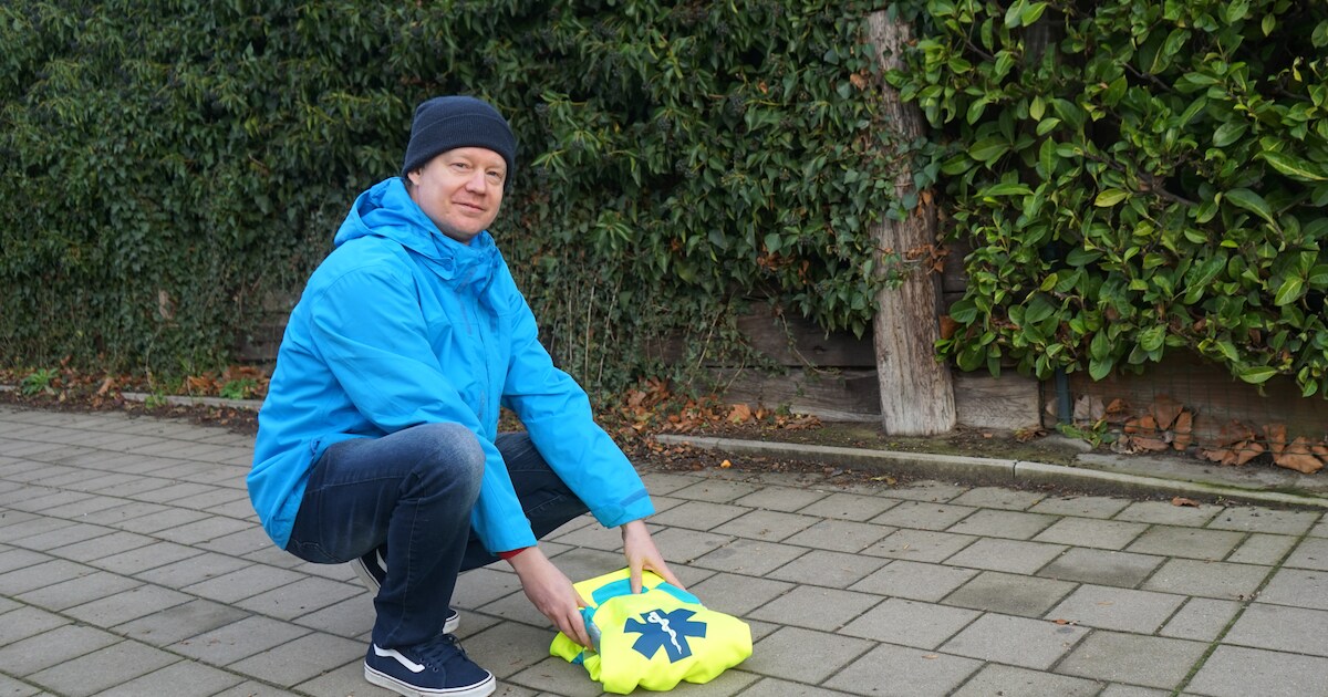Ambulancier Michael (45) bezoekt plek waar hij slachtoffer werd van ...