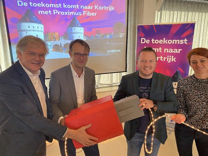 Proximus rolt glasvezel naar centrum Kortrijk uit: “Tegen eind 2021 ...
