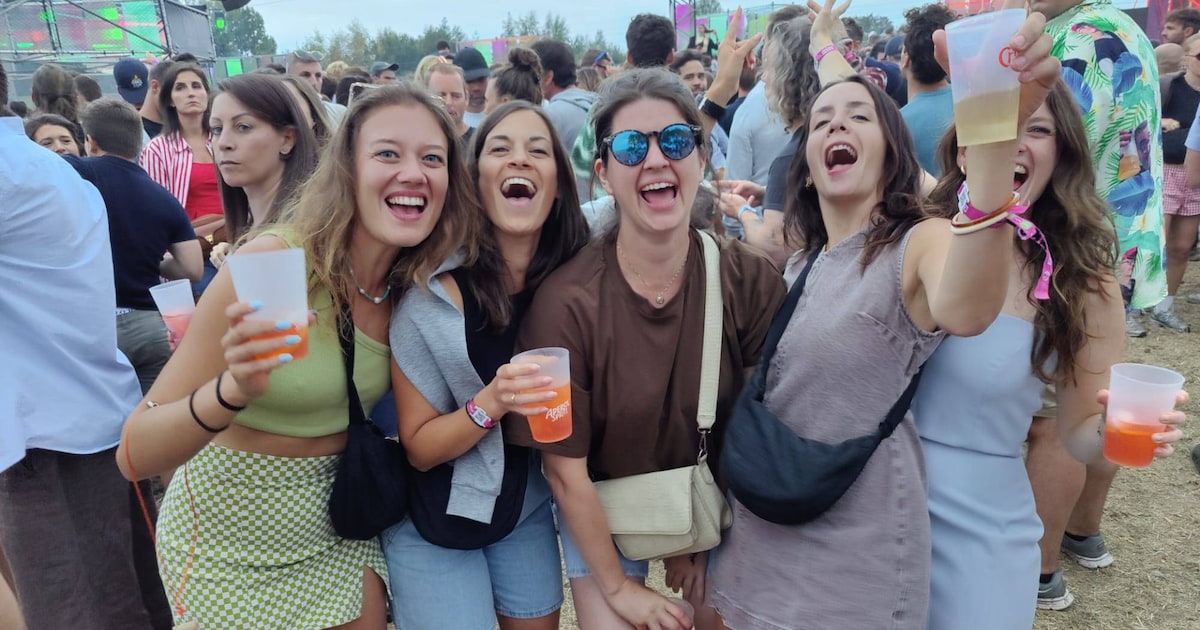 Hannelore (32) mag door ziekte geen bier meer drinken, dus lanceert ze ...