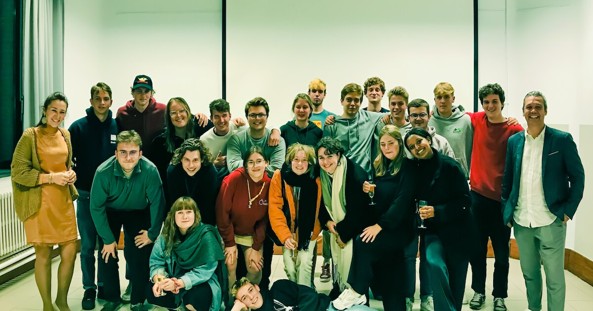 Trek je uniform aan en geniet van ‘Dag en Nacht van Jeugdbeweging ...