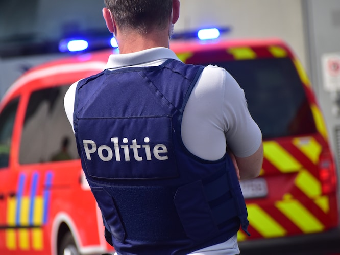 Mol Cy bouwt nieuwe productiehal voor pantserwagens en zoekt minstens ...