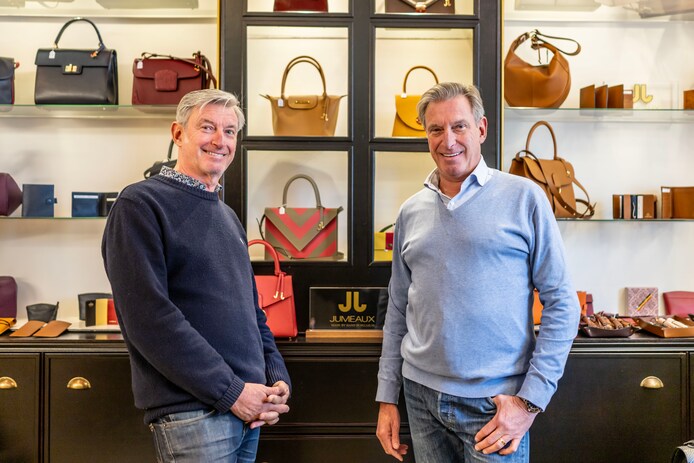 FIER OP OOST. Tweeling achter Lederwaren Jumeaux mag nu ook aan koning ...