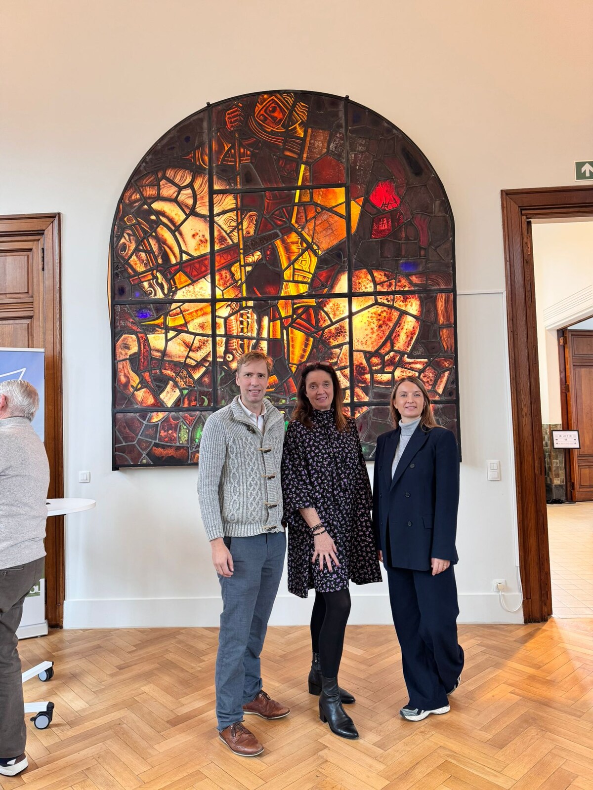 Inhuldiging gerestaureerd glas-in-loodraam Jan Huet: “Ledverlichting en ...