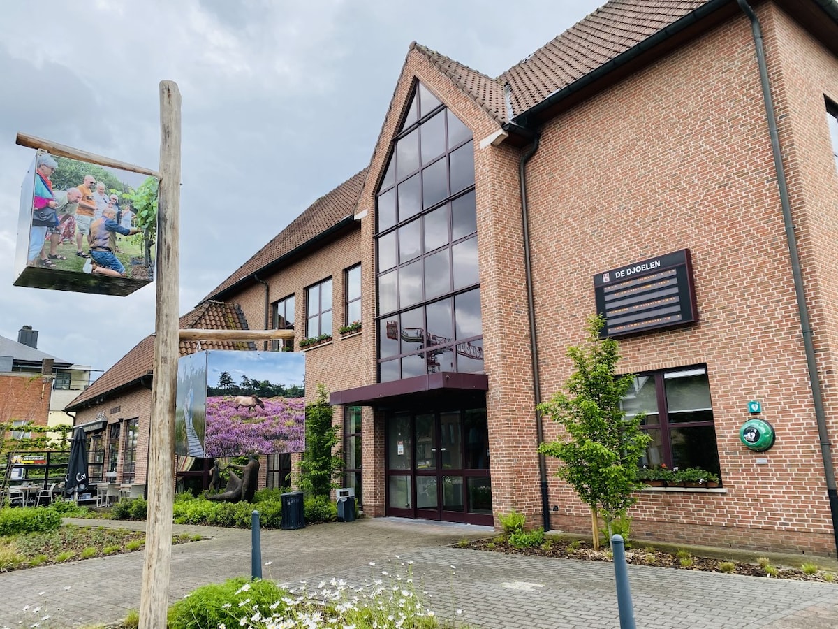 Drie studieplekken in Oud-Turnhout moeten studenten door examenperiode ...
