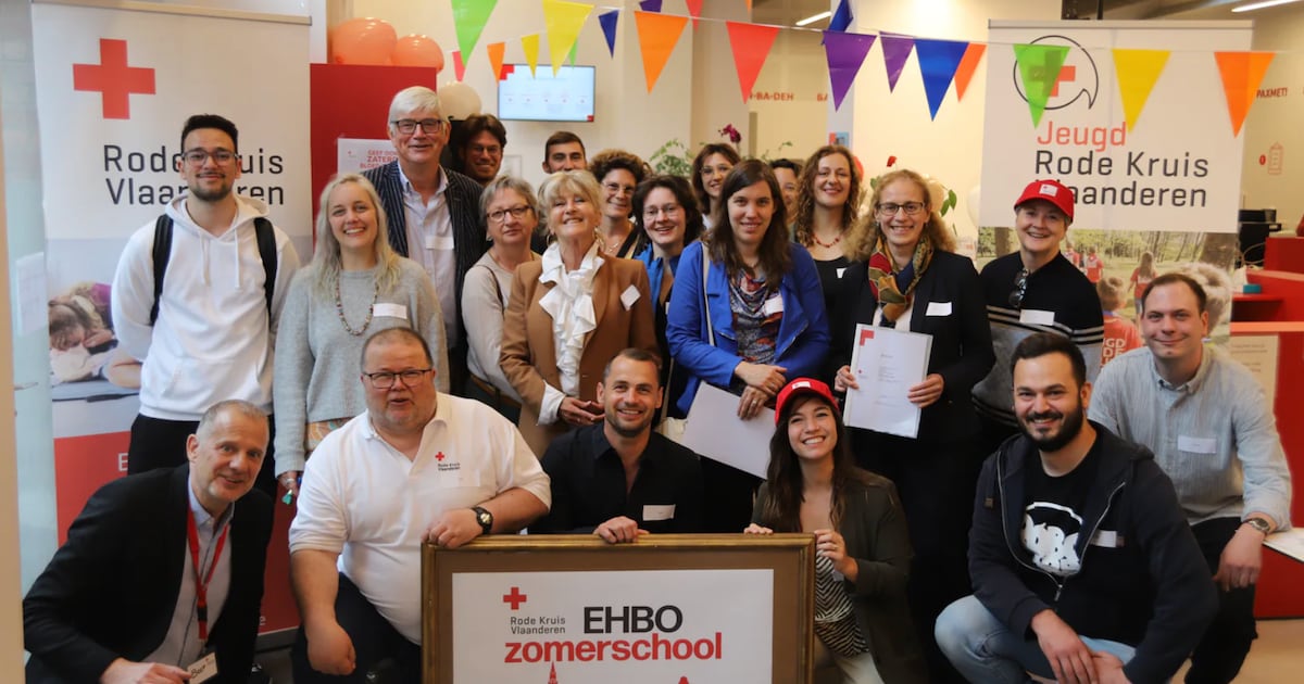 Rode Kruis verdrievoudigt Nederlandstalige EHBO-lesgevers in Brussel ...