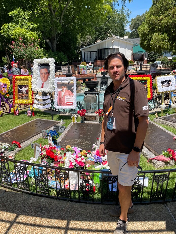 Delegatie van Molse Elvisfanclub reist af naar Memphis voor afscheid ...