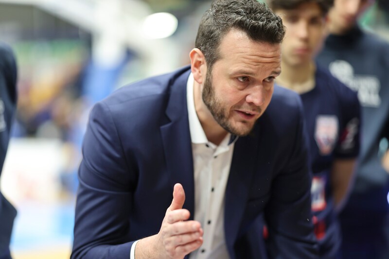 Limburg United-coach Raymond Westphalen tevreden na heenronde: “We ...