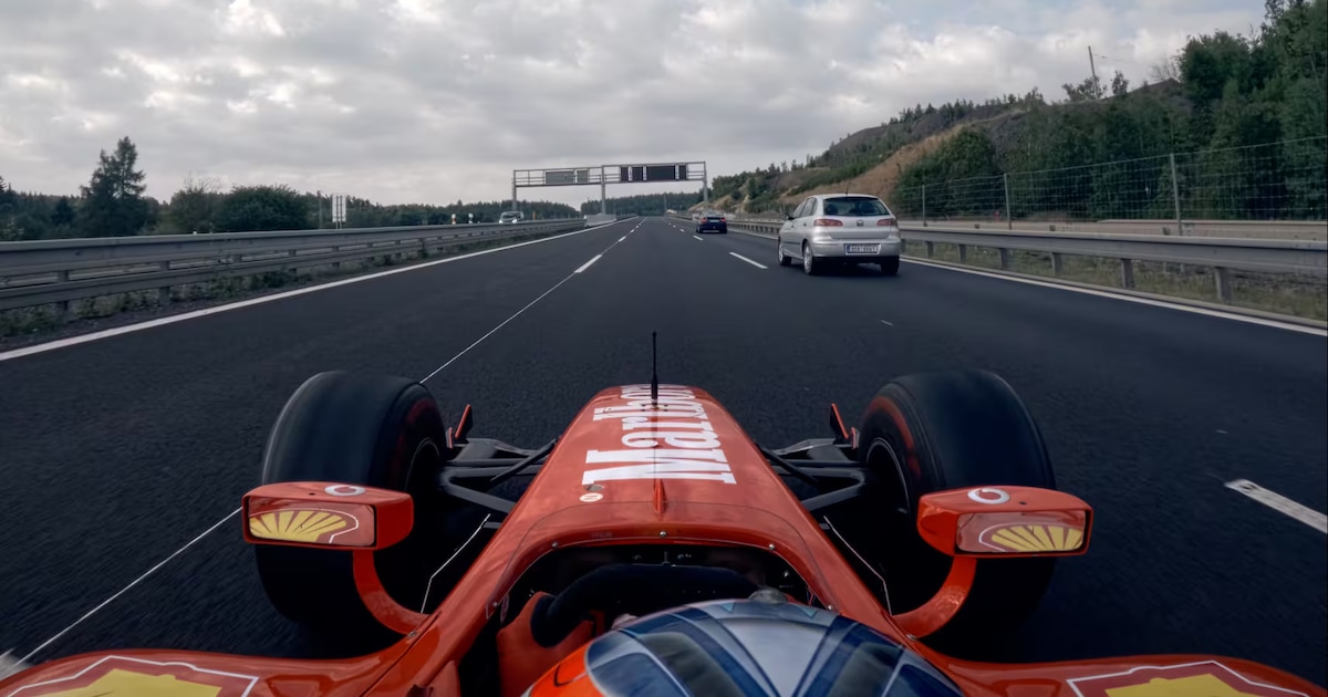 Illegale racewagen raast al zes jaar lang over snelwegen in Tsjechië ...