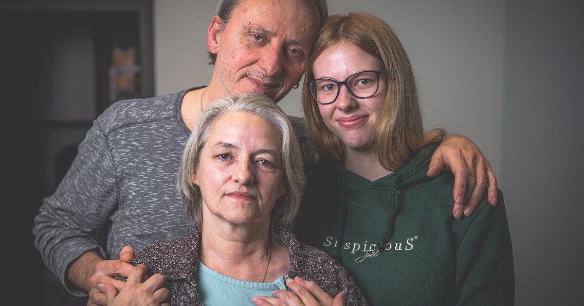 Sandy en haar ouders voelen nog elke dag de gevolgen van jarenlang ...