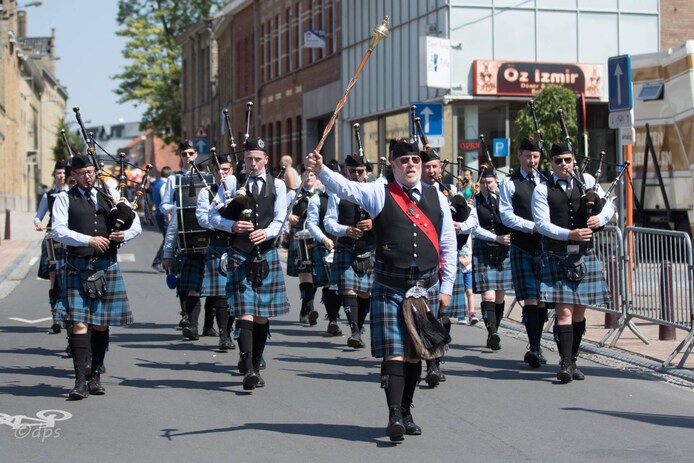 Flanders Memorial Pipe Band geeft winterconcert in De Kouter: “Met ...