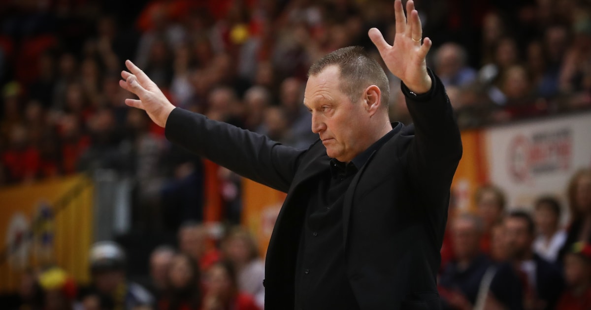 Bondscoach Philip Mestdagh tekent voor vier jaar bij het Franse Saint ...