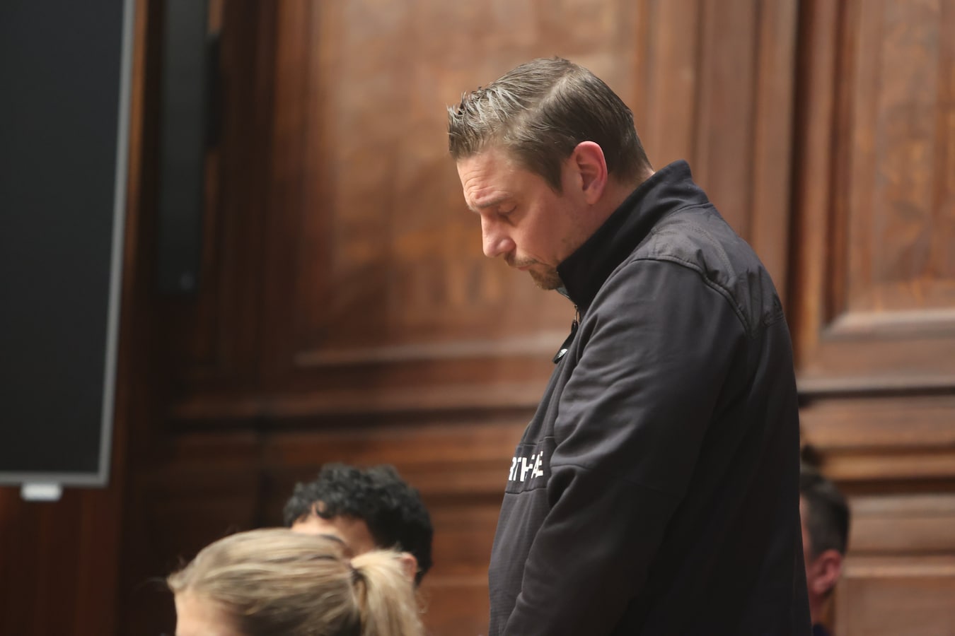 Andrew Vandriessche (37) krijgt levenslang na dodelijke woningbrand in ...