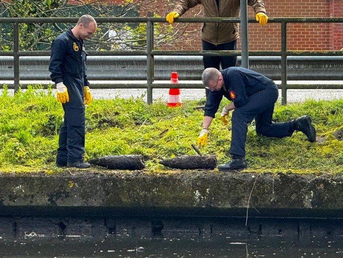 Hulpdiensten halen dinsdag 20-tal obussen uit Brugse Ringvaart ...