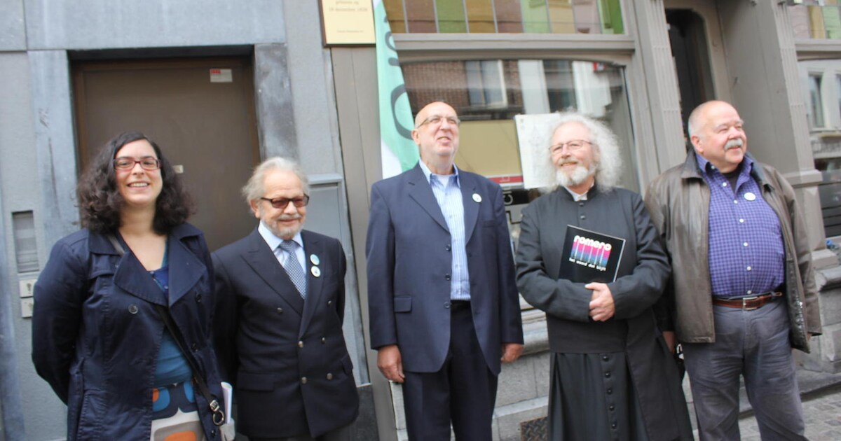 Gedenkplaat voor priester Daens | Aalst | HLN.be
