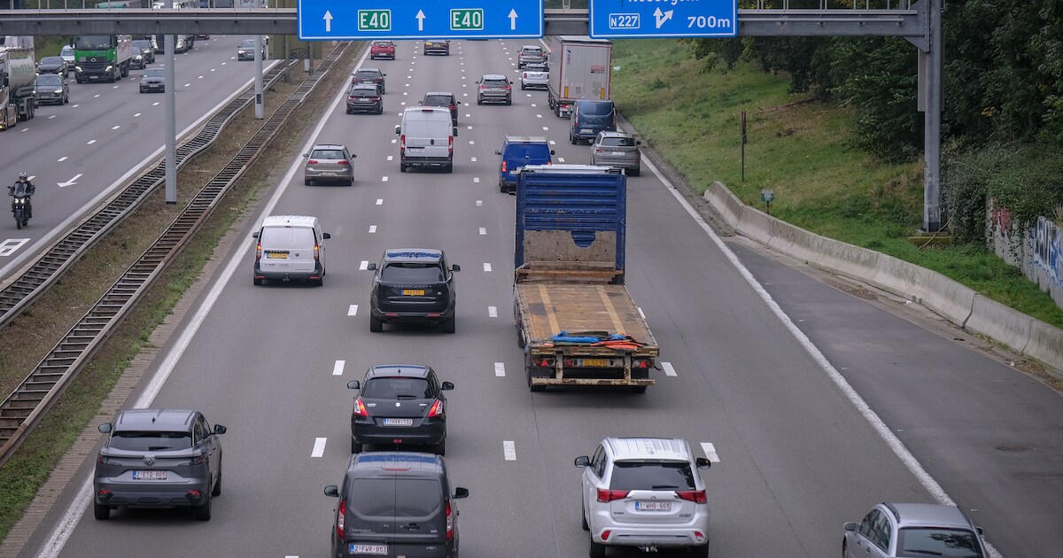 Half uur file op E40 richting Leuven door twee ongevallen ter hoogte ...