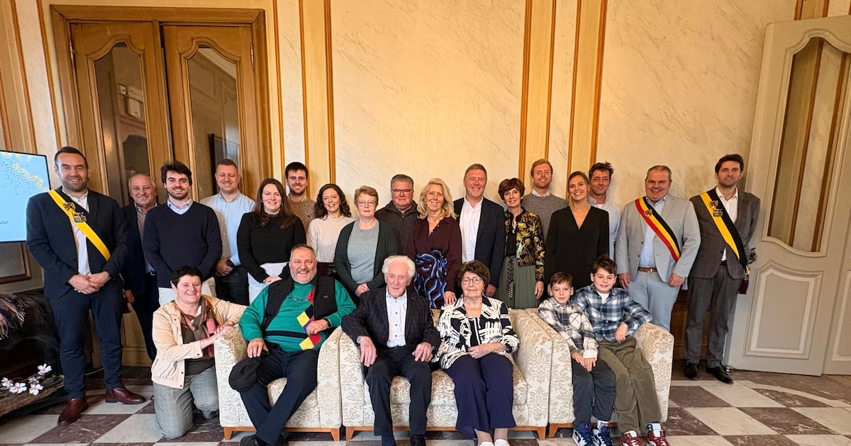 Firmin (89) en Anna (88) vieren 65 jaar huwelijksgeluk | Evergem | HLN.be