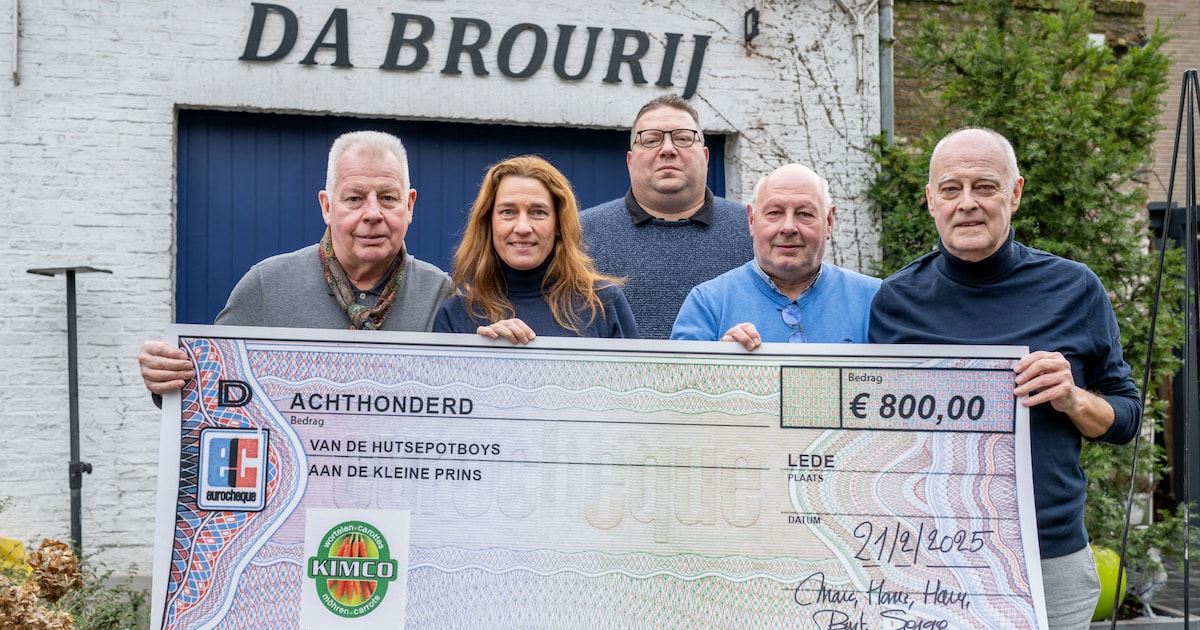 Hutsepotters steunen goed doel met cheque | Dendermonde | HLN.be