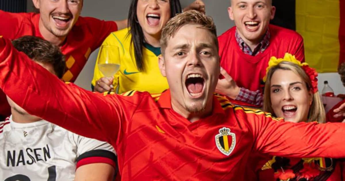 De grootste voetbalfan van het land: Levi (29) neemt vijf weken verlof ...