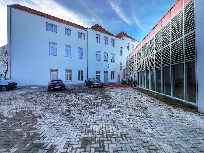 De Nieuwe Notelaar neemt - eindelijk - intrek in vroeger ...